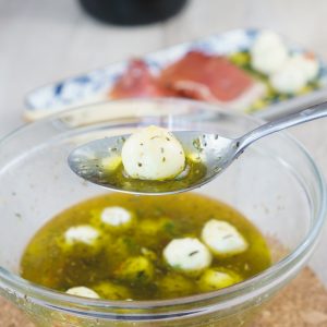 Olive Oil and Garlic Mozzarella Balls - The Cookware Geek