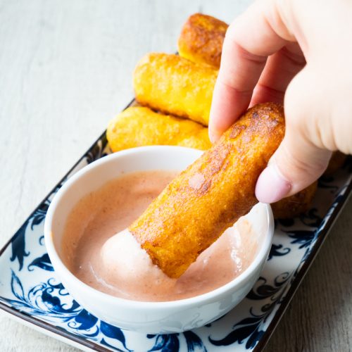 Puerto Rican Sorullitos de Maíz (Corn Fritters) - The Cookware Geek